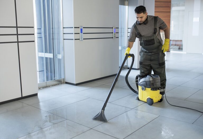 Tipos de limpeza: conheça as melhores técnicas para conservar ambientes